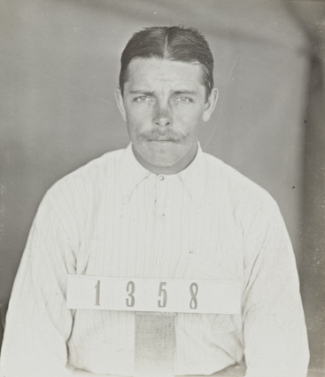 A FUTURE UNLIVED. A history of the internment of German Enemy Aliens on ...